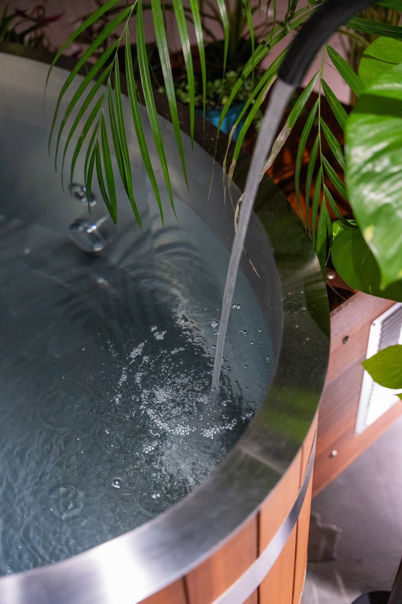 Infrared Sauna & Ice Bath Sessions in Dubai | The Icehouse